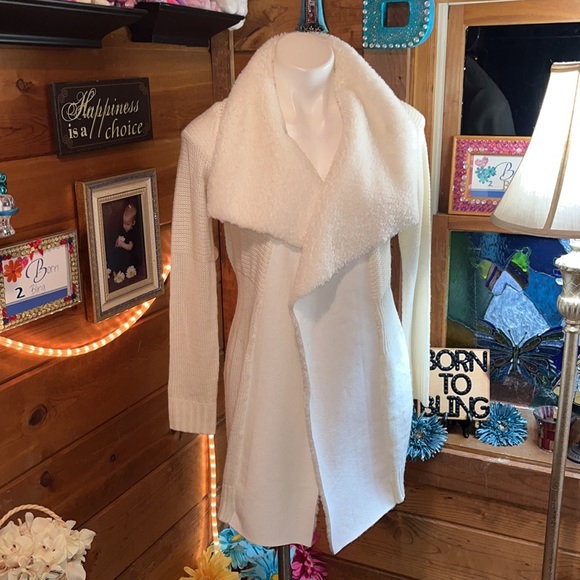 Derek Heart | Sweaters | Derek Heart Gorgeous White Cardigan Sweater ...